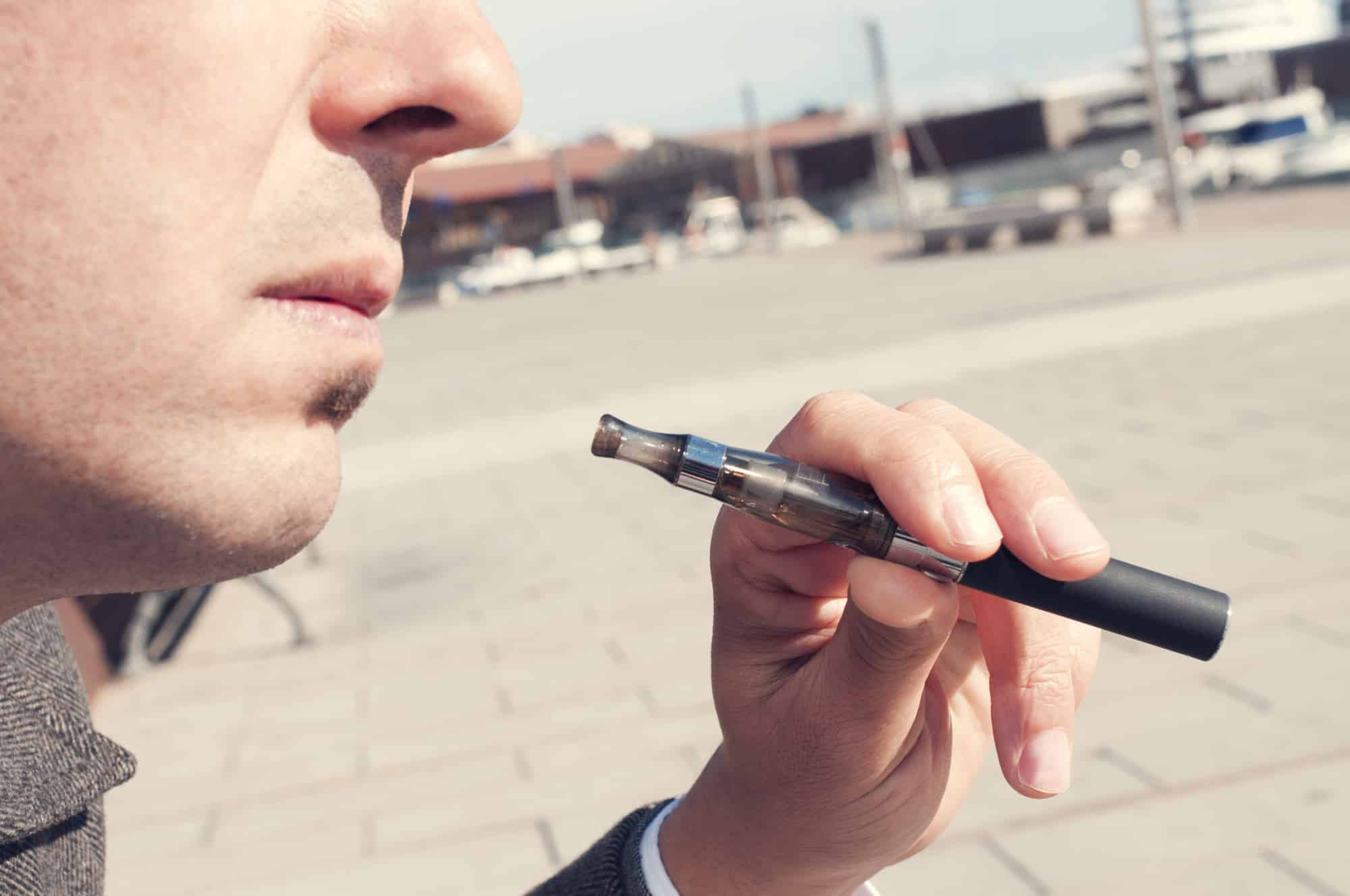 Herb vs. Concentrate Vaporizers: Everything You Need to Know - 42 Degrees